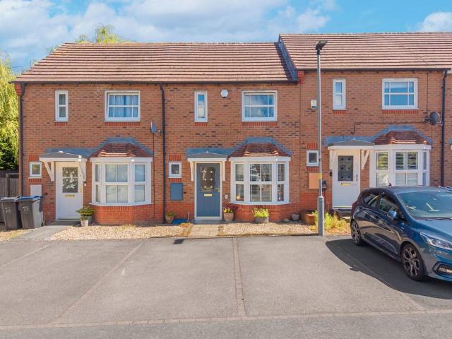 2 bedroom terraced house for sale