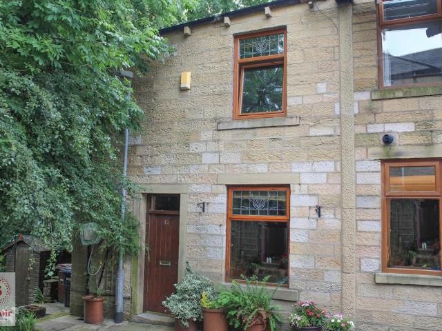 2 bedroom terraced house for sale
