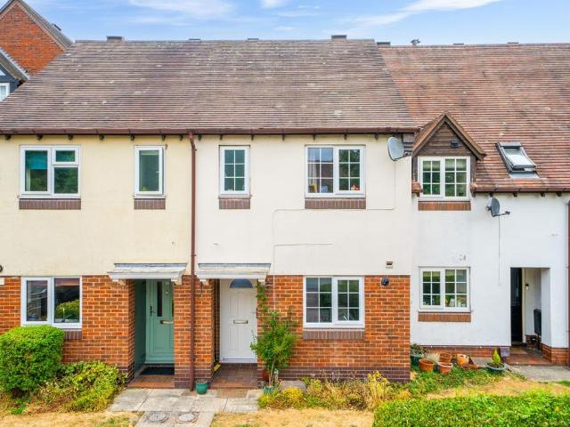 2 bedroom terraced house for sale