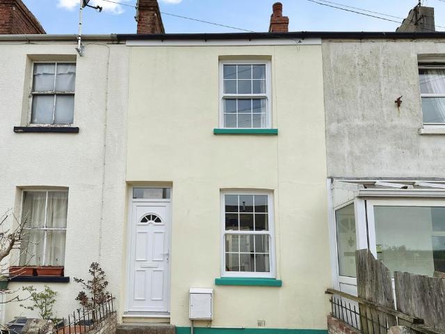 2 bedroom terraced house for sale