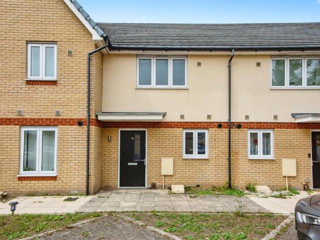 2 bedroom terraced house for sale