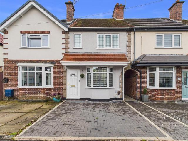 2 bedroom terraced house for sale