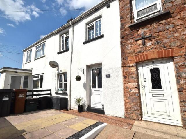 2 bedroom terraced house for sale
