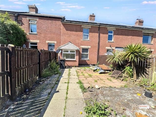 2 bedroom terraced house for sale