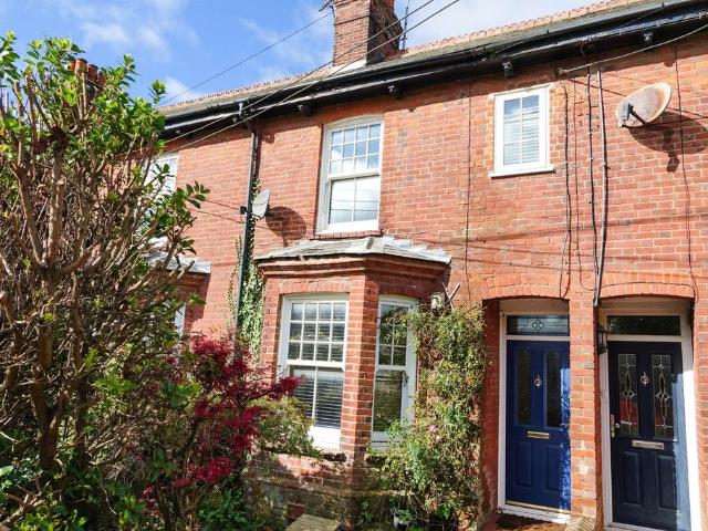 2 bedroom terraced house for sale