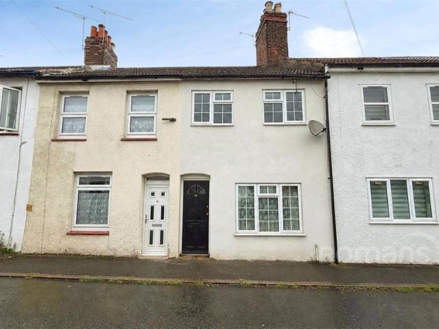 2 bedroom terraced house for sale