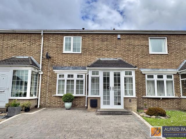 2 bedroom terraced house for sale