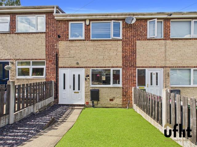 2 bedroom terraced house for sale