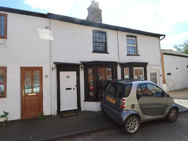 2 bedroom terraced house for sale