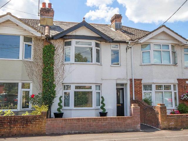 2 bedroom terraced house for sale