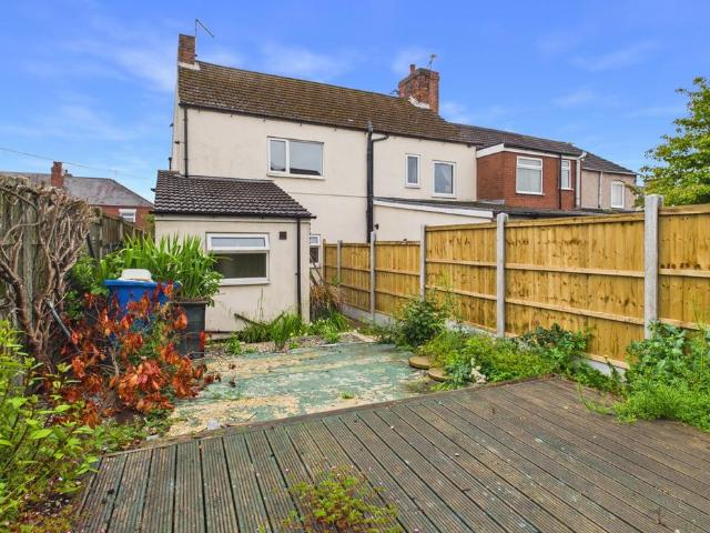 2 bedroom terraced house for sale