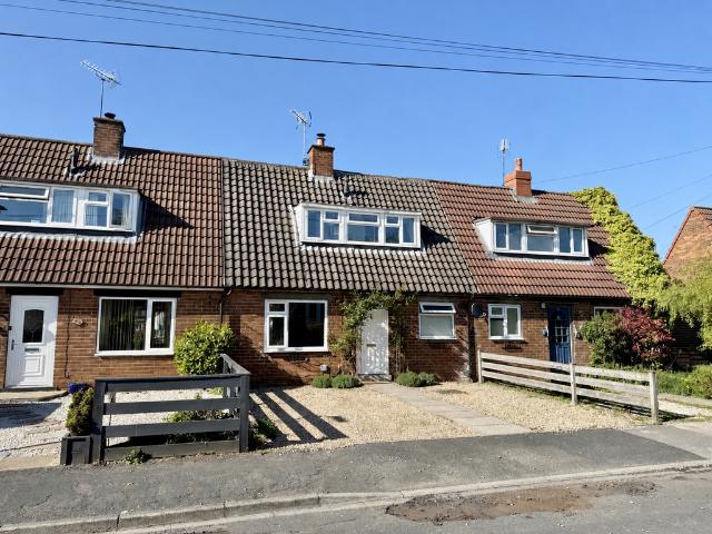 2 bedroom terraced house for sale