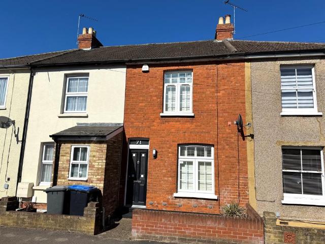 2 bedroom terraced house for sale