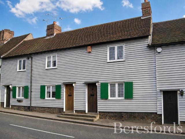 2 bedroom terraced house for sale