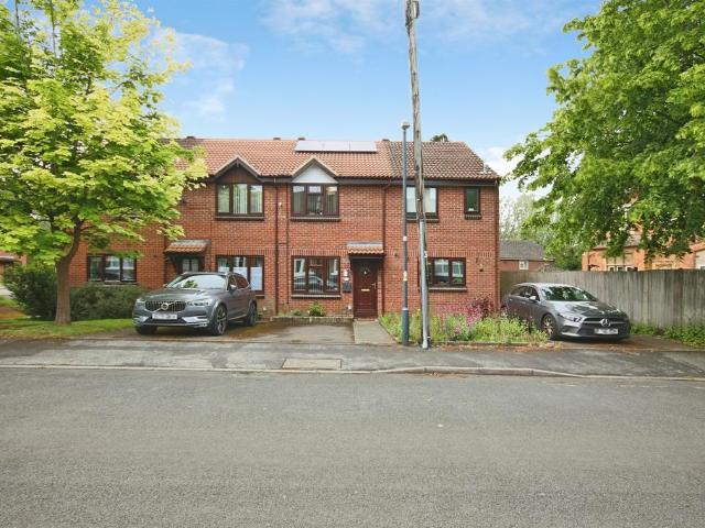 2 bedroom terraced house for sale