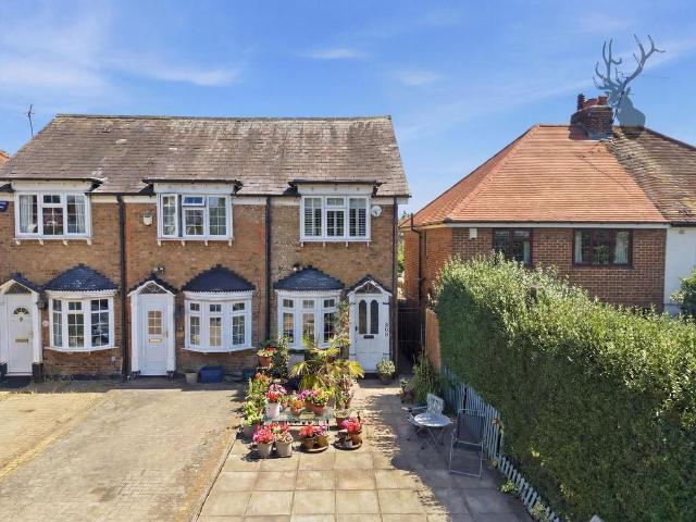 2 bedroom terraced house for sale