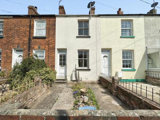 2 bedroom terraced house for sale