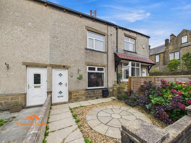 2 bedroom terraced house for sale