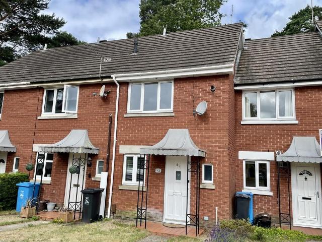 2 bedroom terraced house for sale