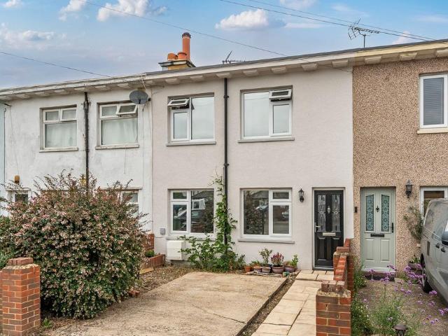 2 bedroom terraced house for sale