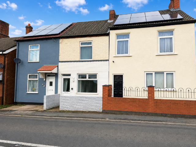 2 bedroom terraced house for sale