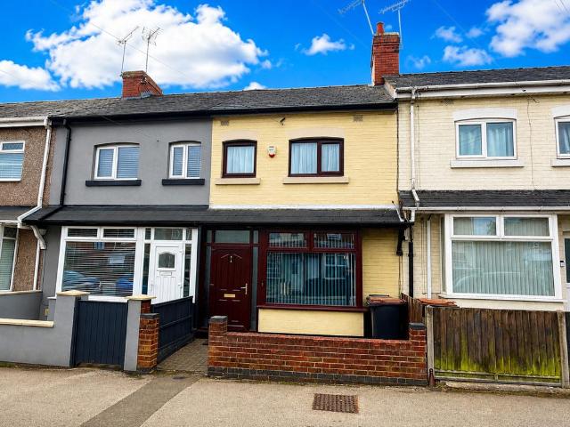 2 bedroom terraced house for sale