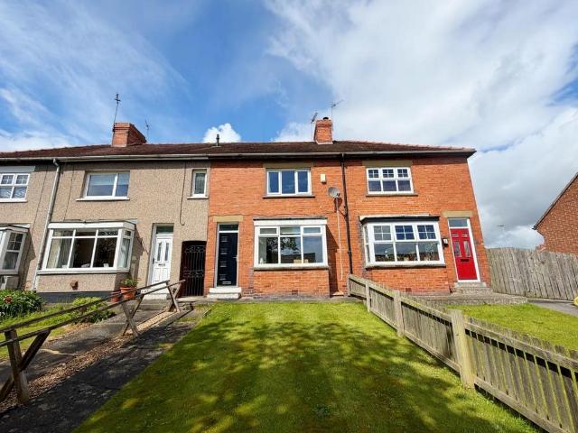 2 bedroom terraced house for sale