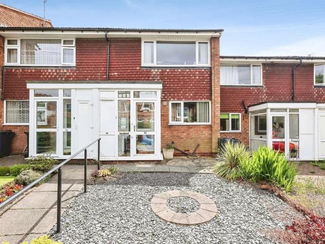 2 bedroom terraced house for sale