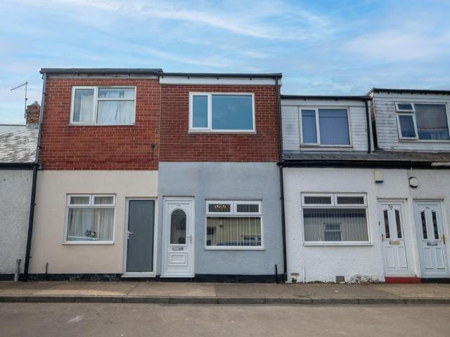 2 bedroom terraced house for sale
