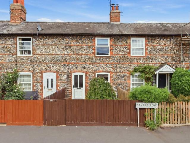 2 bedroom terraced house for sale