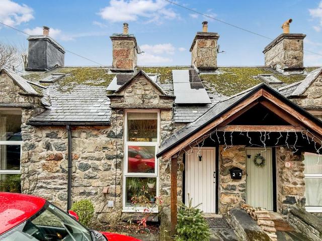 2 bedroom terraced house for sale
