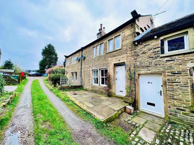 2 bedroom terraced house for sale