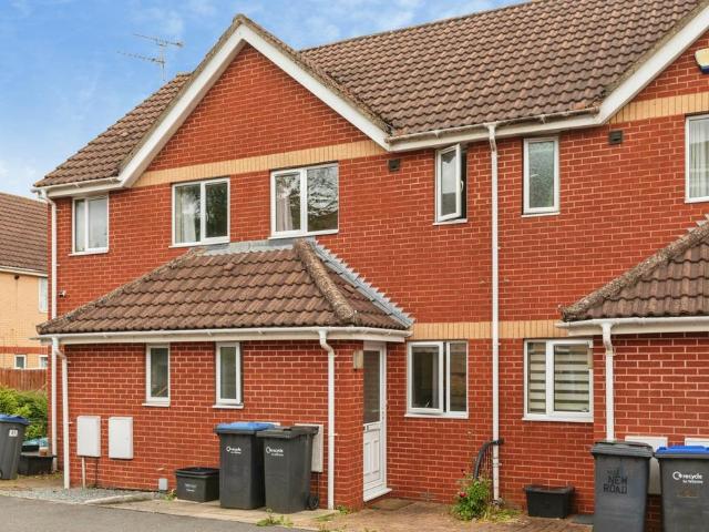 2 bedroom terraced house for sale