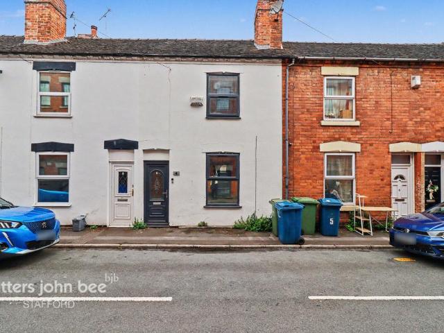 2 bedroom terraced house for sale