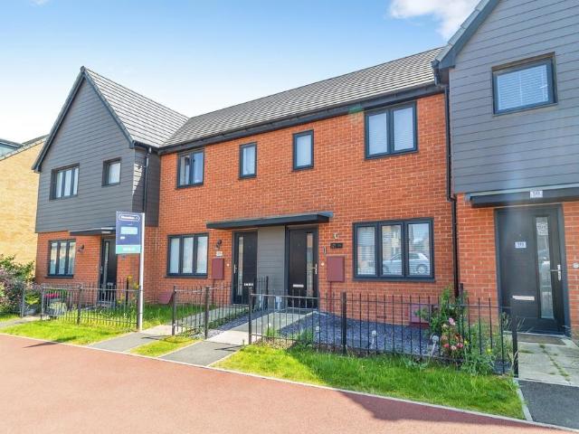 2 bedroom terraced house for sale