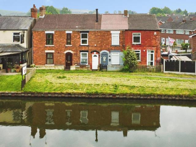 2 bedroom terraced house for sale