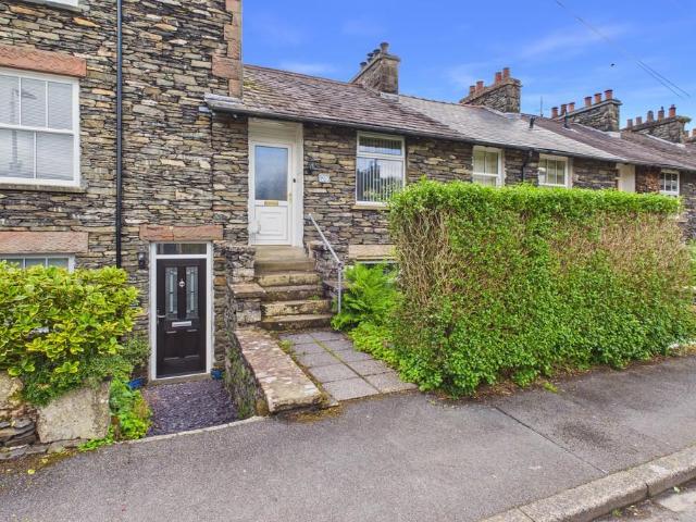 2 bedroom terraced house for sale