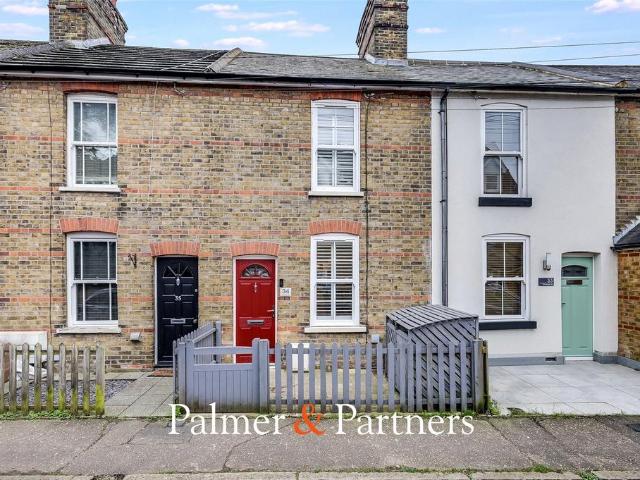 2 bedroom terraced house for sale