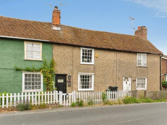 2 bedroom terraced house for sale