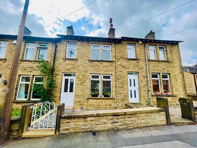 2 bedroom terraced house for sale