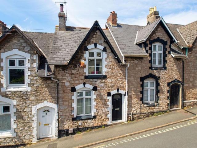 2 bedroom terraced house for sale