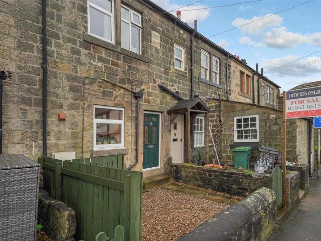 2 bedroom terraced house for sale