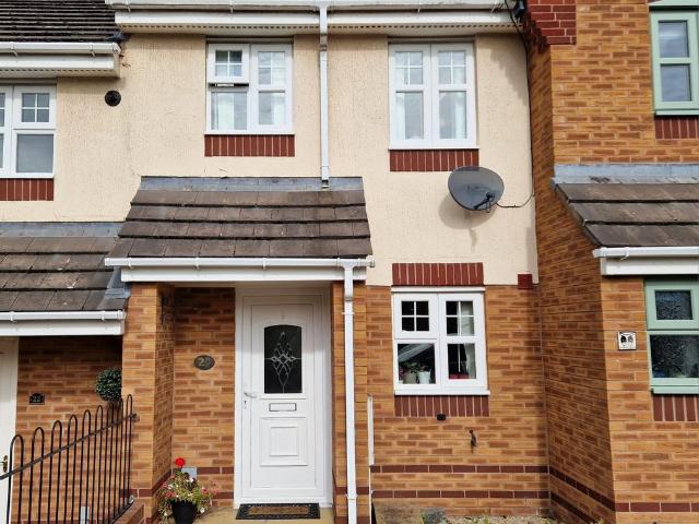 2 bedroom terraced house for sale
