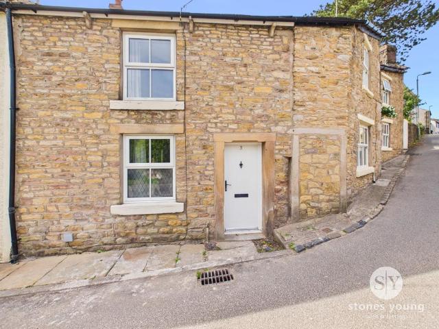 2 bedroom terraced house for sale