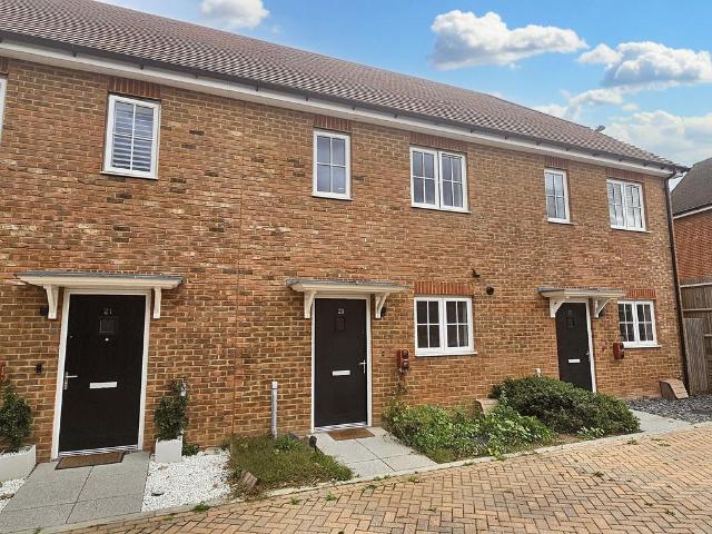2 bedroom terraced house for sale
