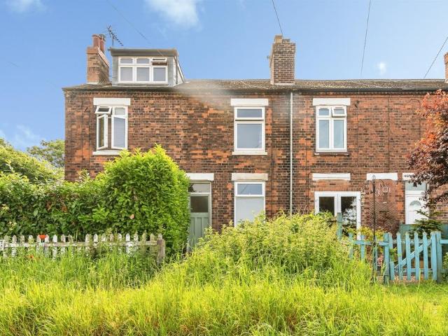 2 bedroom terraced house for sale