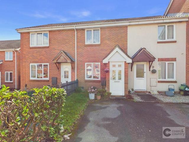 2 bedroom terraced house for sale
