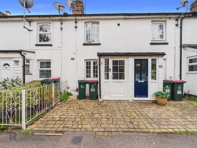 2 bedroom terraced house for sale