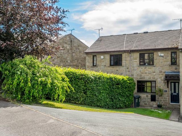 2 bedroom terraced house for sale