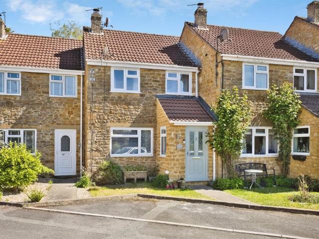2 bedroom terraced house for sale